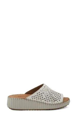 SPRING STEP SHOES Rhydian Wedge Sandal - White