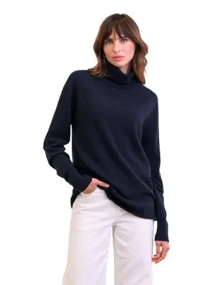 CELTIC & CO. Geelong Wool Slouch Turtleneck Sweater - Dark Navy