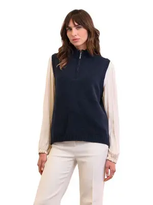CELTIC & CO. Quarter Zip Sleeveless Top