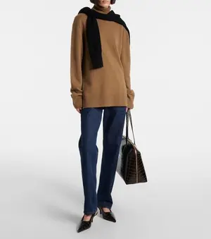 TOTEME Cashmere Turtleneck Sweater - Beige