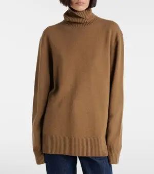 TOTEME Cashmere Turtleneck Sweater - Beige