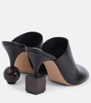 Jacquemus Bisou 90 Leather Mules - Black