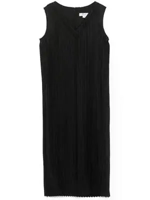 Comme Des Garçons Pleated Midi Dress