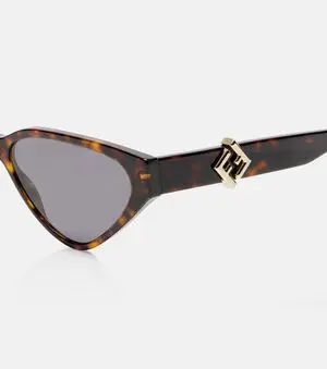 Fendi Ff Diamonds Cat-eye Sunglasses - Brown