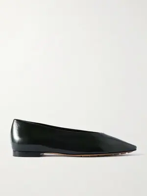 Bottega Veneta Sofia Glossed-leather Ballet Flats - Black
