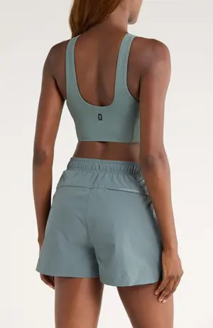 On Core 2-in-1 Cropped Tank Top - Olive