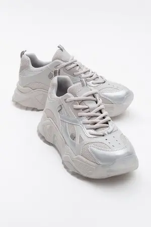 PROLOGUE SHOES Loretta Platform Sneakers - Silver