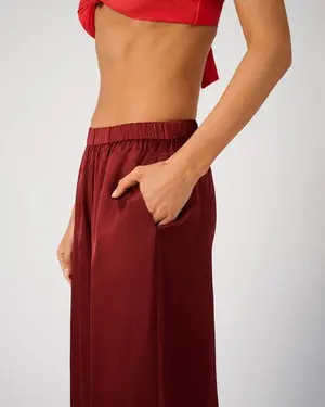 WeWoreWhat Mid-rise Satin Beach Pant - Oxblood/cherry