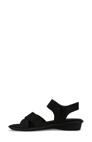 Sesto Meucci Euna Wedge Sandal - Black