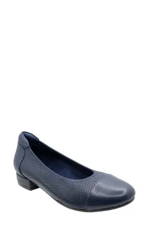 David Tate Cap Toe Flats For Women