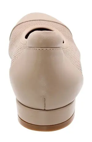 DAVID TATE Newton Cap Toe Flat - Taupe
