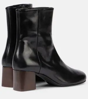 LEMAIRE Anatomic 55 Leather Ankle Boots
