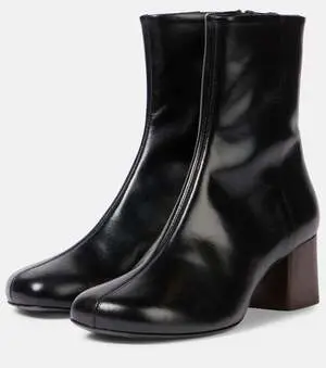 LEMAIRE Anatomic 55 Leather Ankle Boots