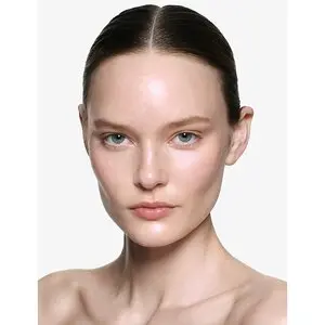 Victoria Beckham Cell Rejuvenating Illuminator