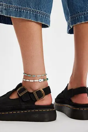 Dr. Martens Dunnet Flower Sandals - Black