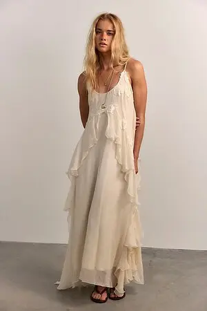 NIGEL PRESTON Chiffon Maxi Dress With Ruffled Detailing - Cream