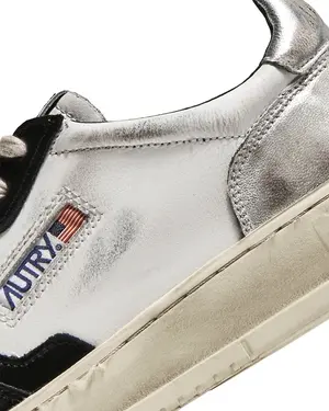 AUTRY Super Vintage Low Top Sneakers - White/black/silver