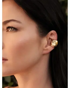 Ettika Crystal Ear Cuff - Green