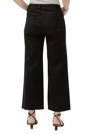 SILVER JEANS CO. Suki Curvy Mid Rise Wide Leg Jeans