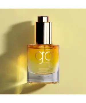 GO BEAUTY Glowing Essencevitamin C + 7 Peptides Complex
