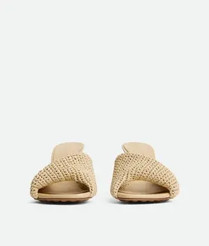 Bottega Veneta Blink Raffia Mule Sandal - Natural