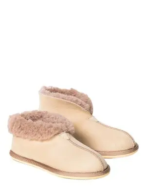 CELTIC & CO. Shearling Bootee Slippers - Oatmeal