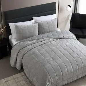 Vera Wang Chenille Box Solid 3 Piece Quilt Set, King - Silver Grey