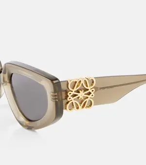 Loewe Anagram Cat-eye Sunglasses - Green