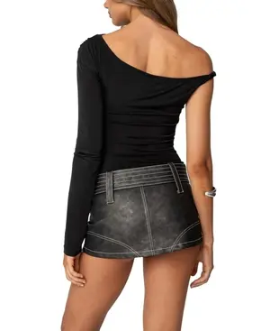 EDIKTED Asymmetric Off-shoulder Bodysuit