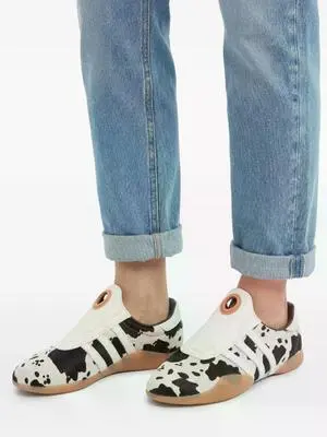 Adidas Taekwondo Mei Sneakers - Neutrals