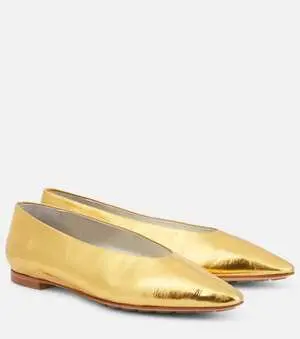 Bottega Veneta Sofia Metallic Leather Ballet Flats - Gold