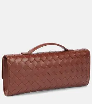 Bottega Veneta Andiamo Knot Intrecciato Clutch - Brown