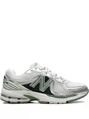 NEW BALANCE 860v2 Sneakers - White