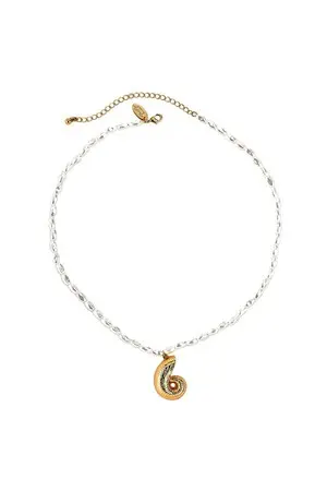 KENNETH JAY LANE Seashell Pendant Necklace - Lime