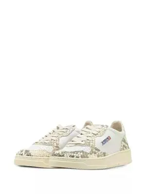 AUTRY Low Top Sneakers - White