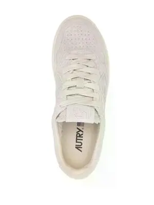 AUTRY Medalist Low Suede Sneakers - Neutrals