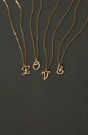 SET & STONES Gianna Initial Pendant Necklace - Gold / P