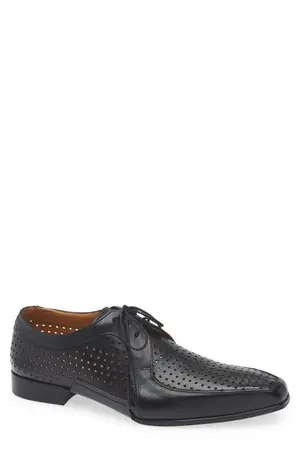 Mezlan Textured Shoes For Men