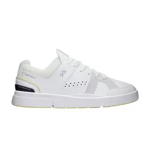 On The Roger Clubhouse Sneakers - White