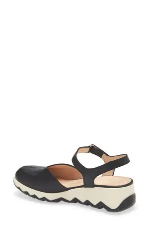 WONDERS Samara Platform Wedge Pumps - Sauvage Black