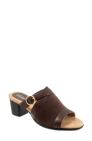 Trotters Mitzi Slide Sandal