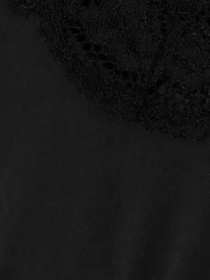 SKIMS Fits Everybody Lace Dipped Thong - Black