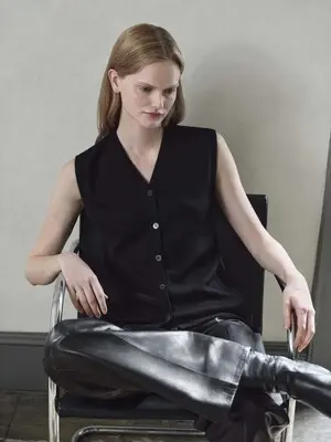 Veronica De Piante Alice Merino Wool Vest - Black