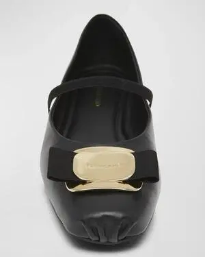 FERRAGAMO Zina Leather Ballerina Flats - Nero
