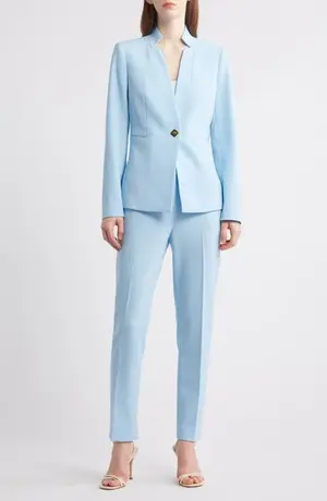 Collared Suits For Women