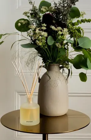 APOTHEKE Verdant Garden Reed Diffuser - Translucent