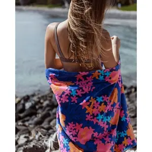 SLOWTIDE Kini Kini Beach Towel