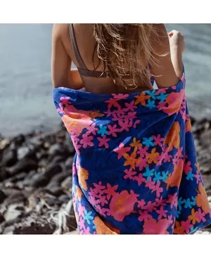 SLOWTIDE Kini Kini Beach Towel