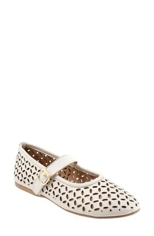 Bueno Casual Flats For Women
