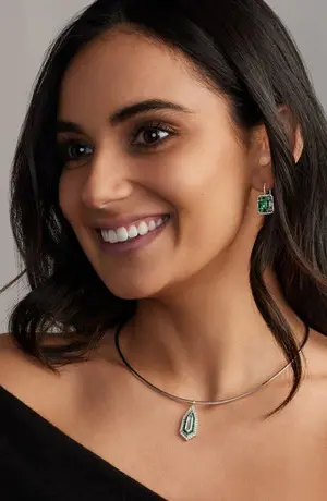 MINDI MOND Diamond And Emerald Kite Pendant Necklace
